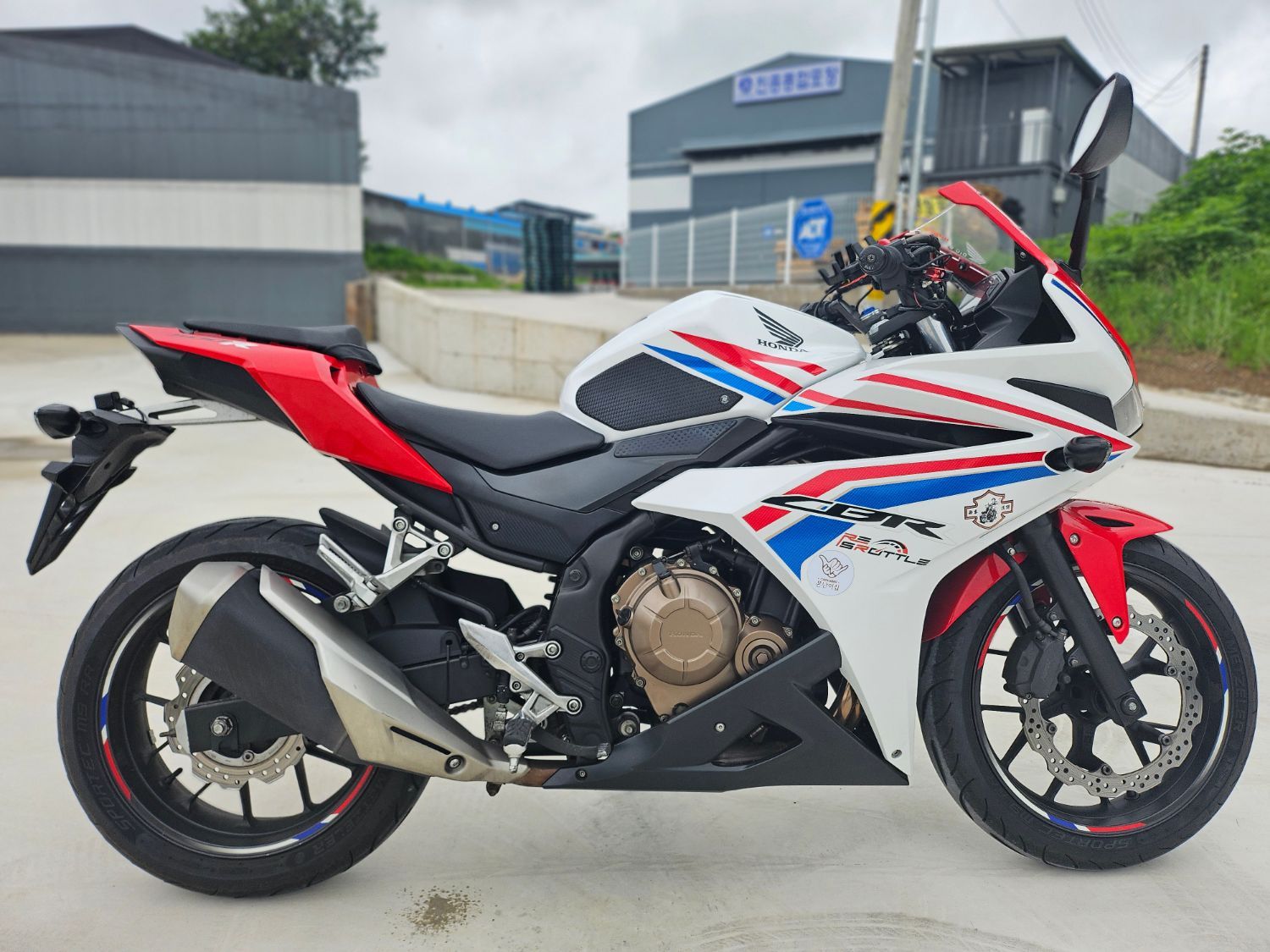 혼다 CBR 500 R 2016년식 개인중고 390만원 | 라이트바겐
