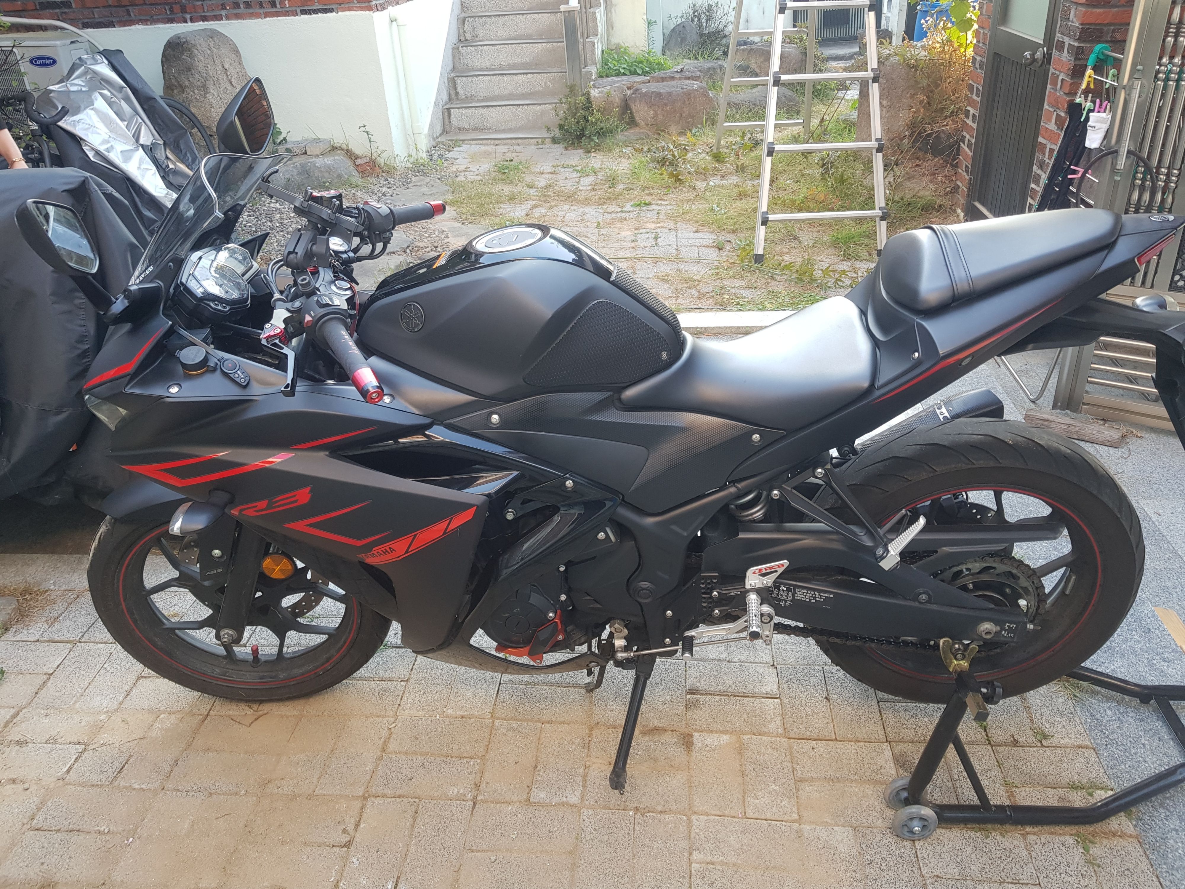 야마하 YZF R3 2017년식 개인중고 300만원 | 라이트바겐